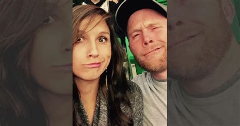 Grief Author Accused Of Murder Expert Reveals Texts To Alleged Lover