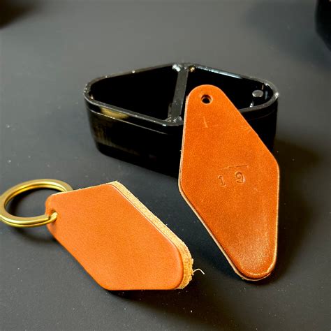 Clicker Die Hotel Key Fob