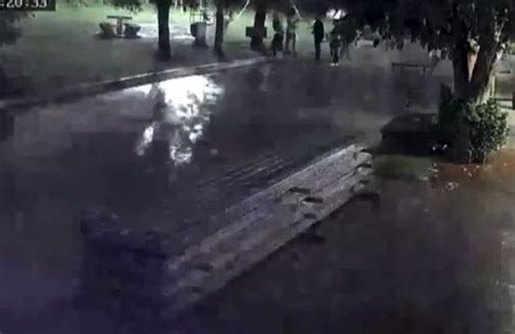 El Impactante Video Del Momento En Que Un Joven Fue Alcanzado Por Un