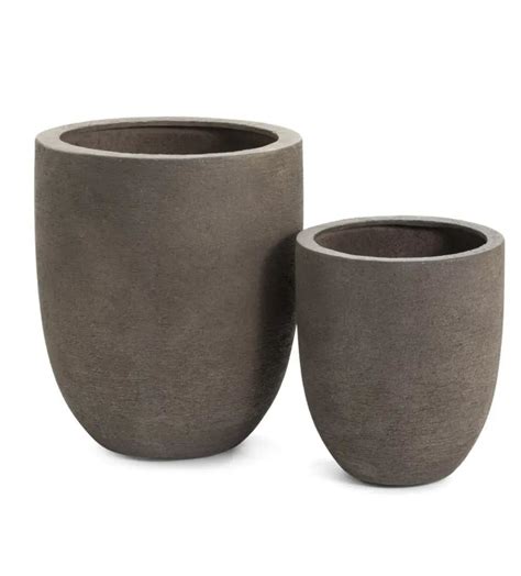 Round Fibreglass Planter 350 And 470 Contemporary Planters