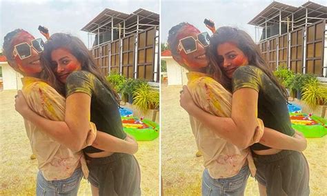 In Pics Kiara Advani And Sidharth Malhotra Celebrate Their First Holi