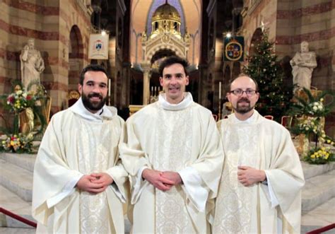 Retour Sur Les Ordinations Presbytérales Dolivier Dewavrin Sj David Krol Sj Et Jean Baptiste
