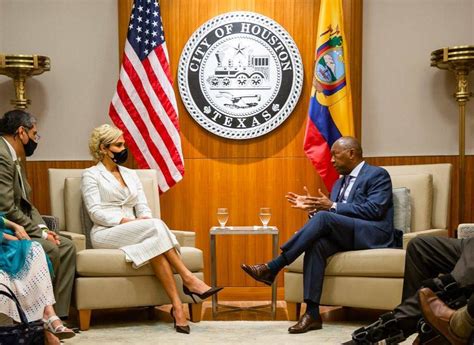 Alcaldesa de Guayaquil se reúne con su homólogo de Houston Comunidad Guayaquil El Universo