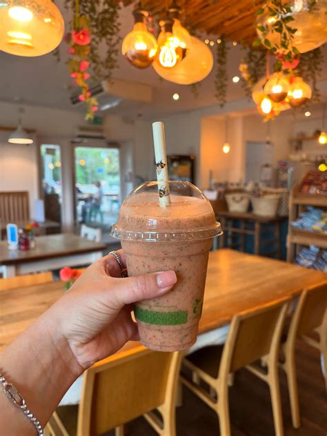 Daisys In The Park Daisys In The Park Pinner