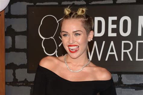 Miley Cyrus Addresses Her Mtv Vmas Performance
