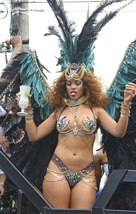 Thick Rihanna Was Trending And Its All Because Of This Sexy Festival Look