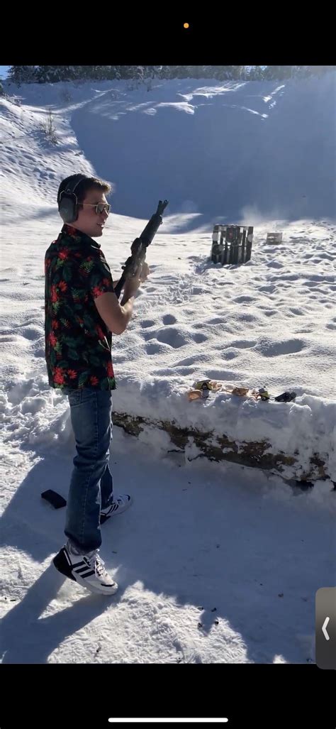 Saw That Vaush Was Shooting At The Same Rock Pit I Shoot At R Vaushv