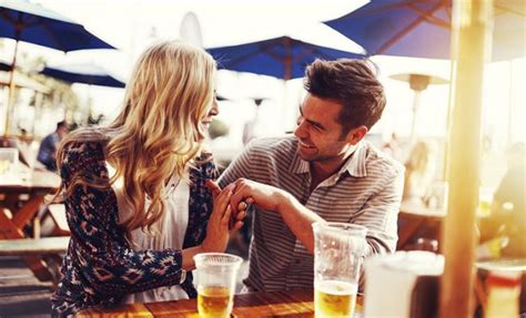12 Strongest Signs Of Mutual Attraction Between A Man And A Woman Fun Facts Of Life