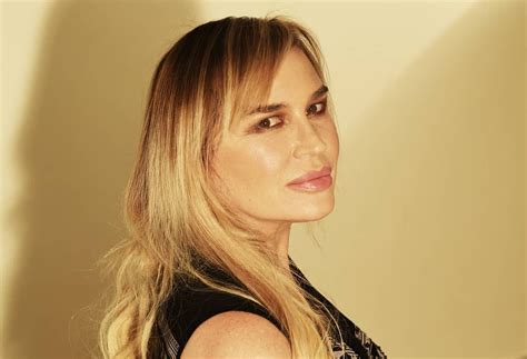 Lory Del Santo Le Misure Non Contano Basta Che Si Muova