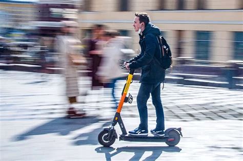 Передвижения на электросамокатах и скутерах в Ташкенте предлагается ограничить — Афиша Ташкента