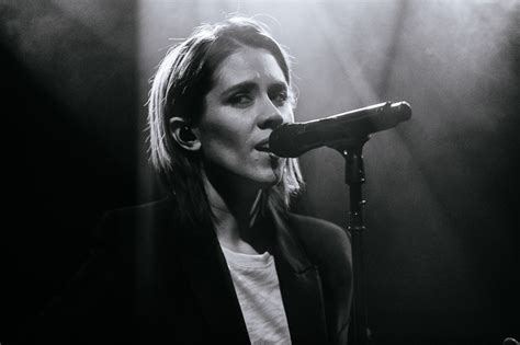 Tegan And Sara Tease Love You To Death With Short Intimate Tour