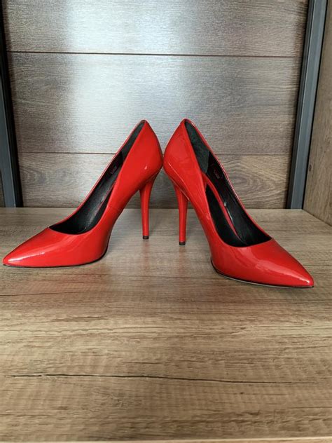 Туфлі Brian Atwood — ціна 4000 грн у каталозі Туфлі Купити жіночі речі за доступною ціною на