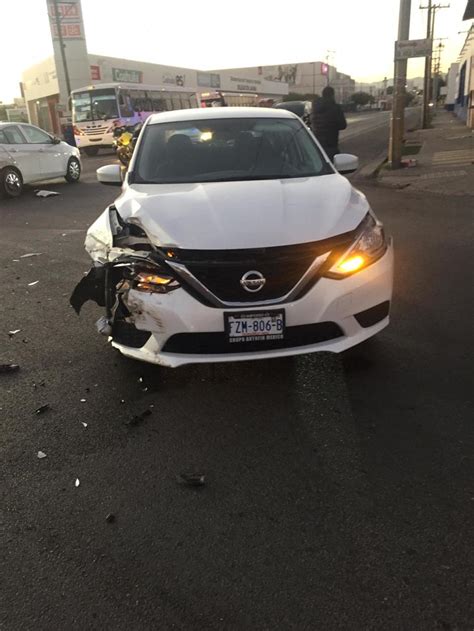 Ignora luz roja y provoca accidente en el Centro de Torreón El Siglo