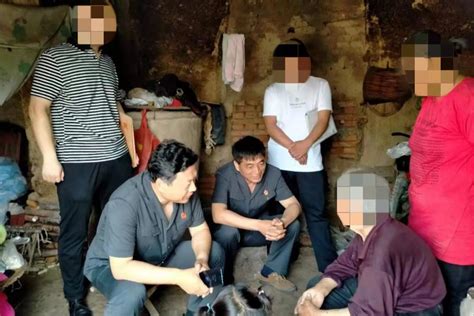 一分钟“搞定”！为16名“小马虎”加急办证！澎湃号·政务澎湃新闻 The Paper