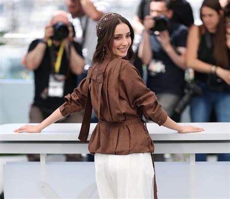 جدیدترین عکس های بازیگران فیلم زن و بچه در جشنواره کن روزنامه هفت صبح