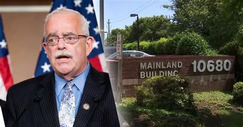 Virginia Congressmans Office Staff Attacked By Bat Wielding Suspect