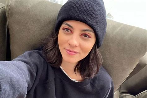 تتوی مهسا طهماسبی با استایل عجیب و دمپایی جلب توجه کرد