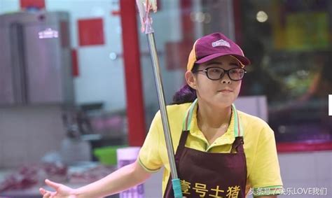 收入高嗎？為什麼越來越多的女大學生選擇賣肉賺學費了 每日頭條