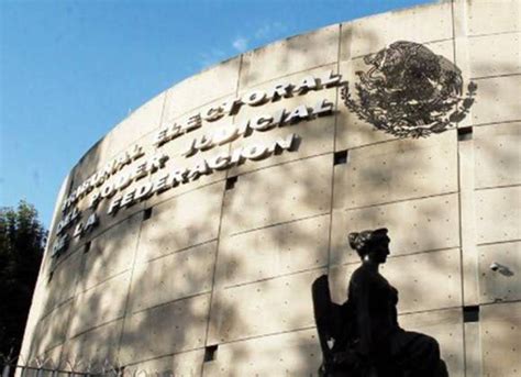 TEPJF se extralimitó al ordenar que INE sea presidido por una mujer