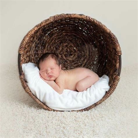 Шинэхэн ээж