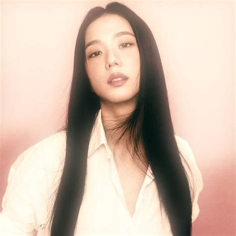 Pin By Eric Swisstack On Jisoo Blackpink Blackpink Fashion