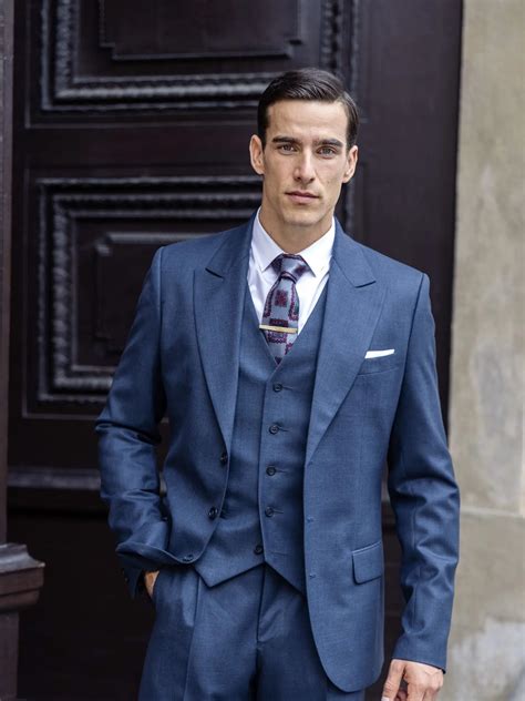 Adam Bardy Krstil Svoje Dvojičky Na Východe Slzy Symbolika A Torty