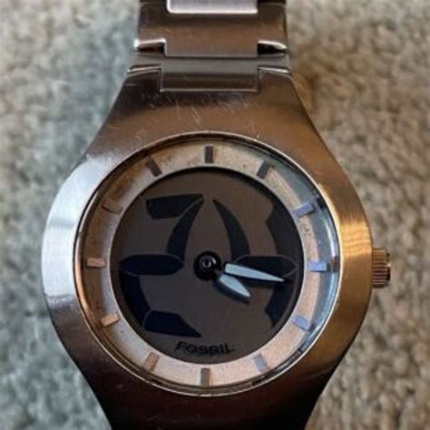 Rare Vintage Fossil Big Tic Jr 7946 Watch In Original Tin Pre Owned Watchcharts Marketplace