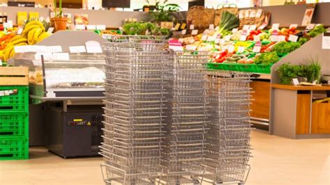 Липсата на списък със стоките от голямата потребителска кошница бави стартирането на онлайн