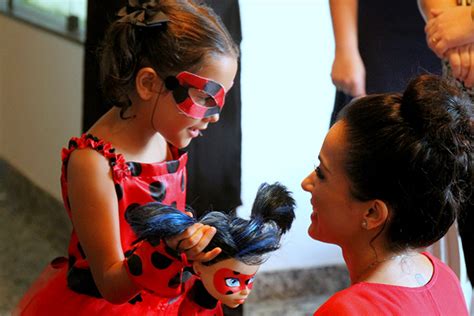 Maytê Piragibe comemora os 6 anos da filha ao lado do ex OFuxico