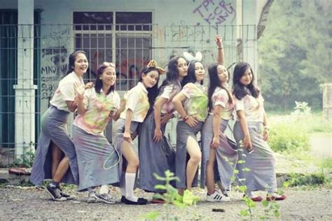 20 Foto Siswi Sma Dengan Gaya Menggairahkan Di Instagram Bikin Panas Dingin Berita Terkini
