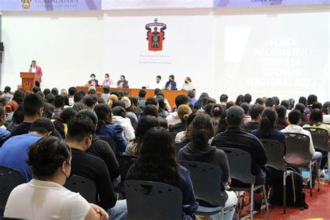 Diputados Federales Charlan Con Los Estudiantes Del Cusur Sobre La