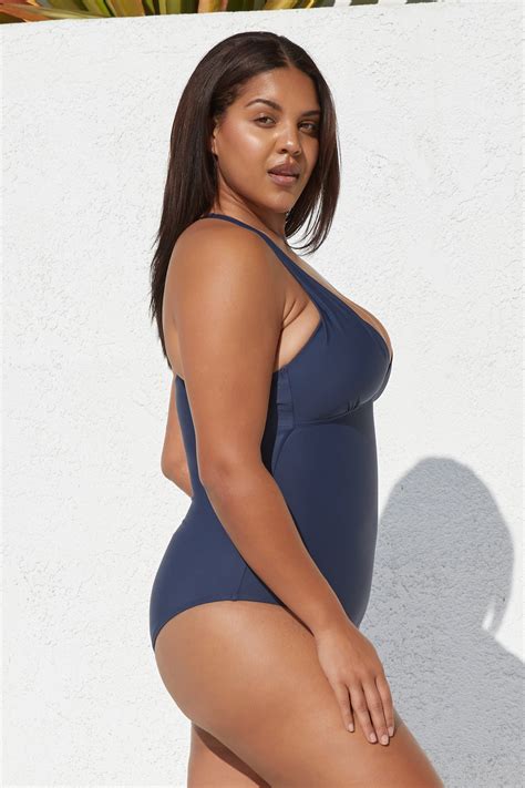 Healing Space V Neck Cross Back Plus Size One Piece Swimsuit