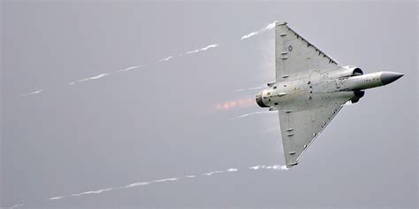 懶人包 2017高雄岡山空軍官校基地開放106國防知性之旅‧高雄營區交通接駁攻略時間地點指南 Funtop資訊網