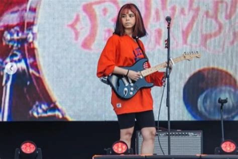 Quién es Bratty la artista que representará a México en Coachella Infobae