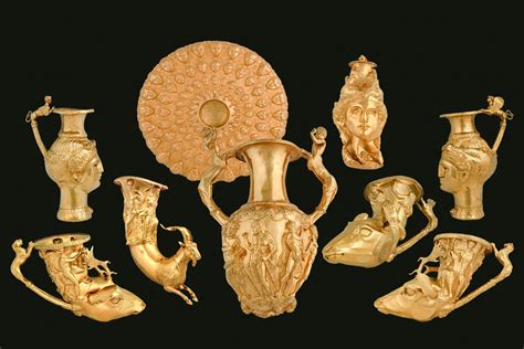 Review The British Museum S Luxury Power Persia To Greece By