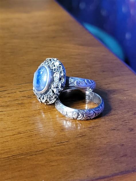 Rannis Dark Moon Ring In Sterling Silver Reldenring