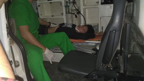 យុវជន២នាក់ជិះម៉ូតូ១គ្រឿងក្នុងល្បឿលឿនចាប់ហ្វាំងមិនទាន់ជ្រុលទៅបុកនិងរថយន្តហាយឡែនឌ័ររងរបួសធ្ងន់ស្រា