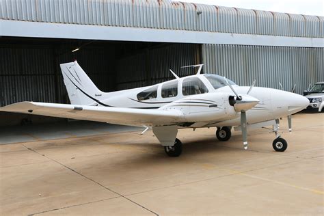 1970 Beechcraft Baron B55 - Aviation X