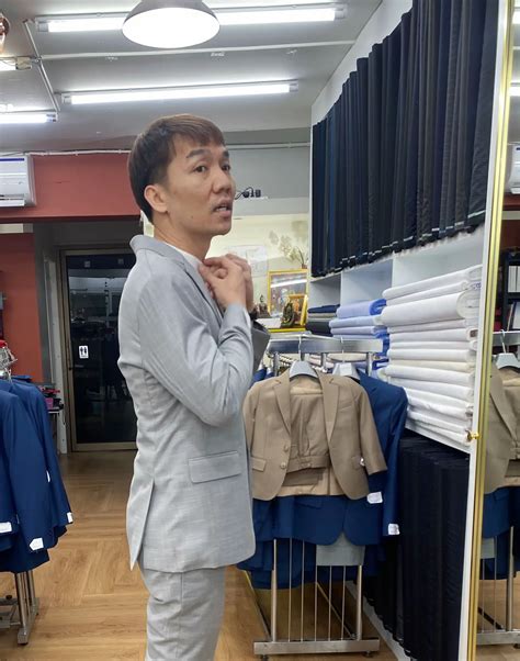 ️🕺พาแฟนไปตัดสูท เป็นโรคคัตติ้งต้องเป๊ะ😂 แกลเลอรีที่โพสต์โดย Smithy