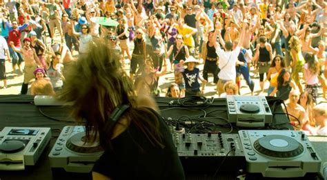 Sally Doolally Music Videos Stats And Photos Last Fm