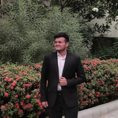 Devarsh Nagrecha Devarshnagrecha • Threads Say More