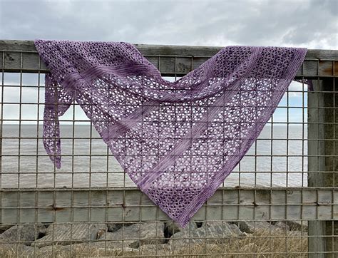 Ravelry Crubb Pattern By Elizabeth Williamson