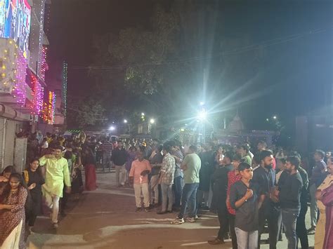 કલોલ માતરી માતા ચોકની ગરબીમાં જીગ્નેશ કવિરાજ તેમજ દેવાયત ખાવડે રમઝટ બોલાવી Jignesh Kaviraj And