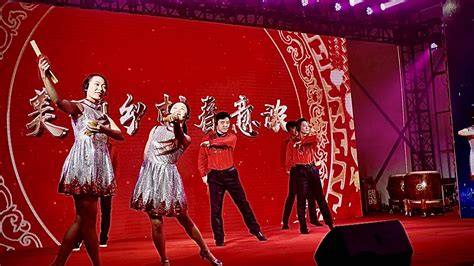 【新春走基层】村民自编自导自演，沪上近40场乡村春晚热闹迎新年