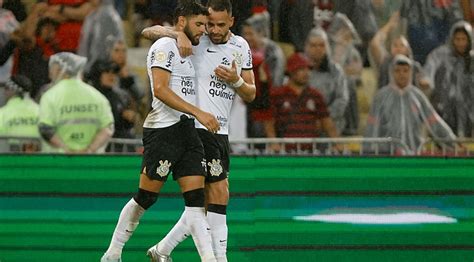 Corinthians X Coritiba As Prováveis Escalações E Onde Assistir Ao Vivo