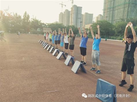 跳跃式中招体育告诉你：立定跳远该怎么训练重心