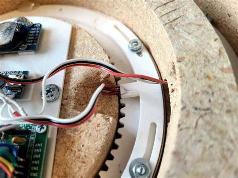 A Mesmerizing Magnetic Clock For Your Wall Arduino Blog