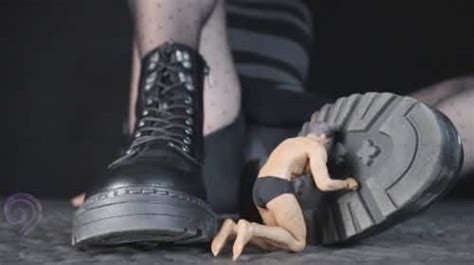 Giantess Boot Worship Giantess Boot Worship