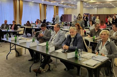 АГЕНЦИЈА ЗА КВАЛИФИКАЦИЈЕ АЗК