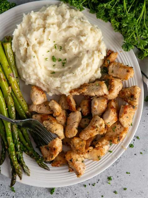 Garlic Butter Chicken Bites The Cooking Duo